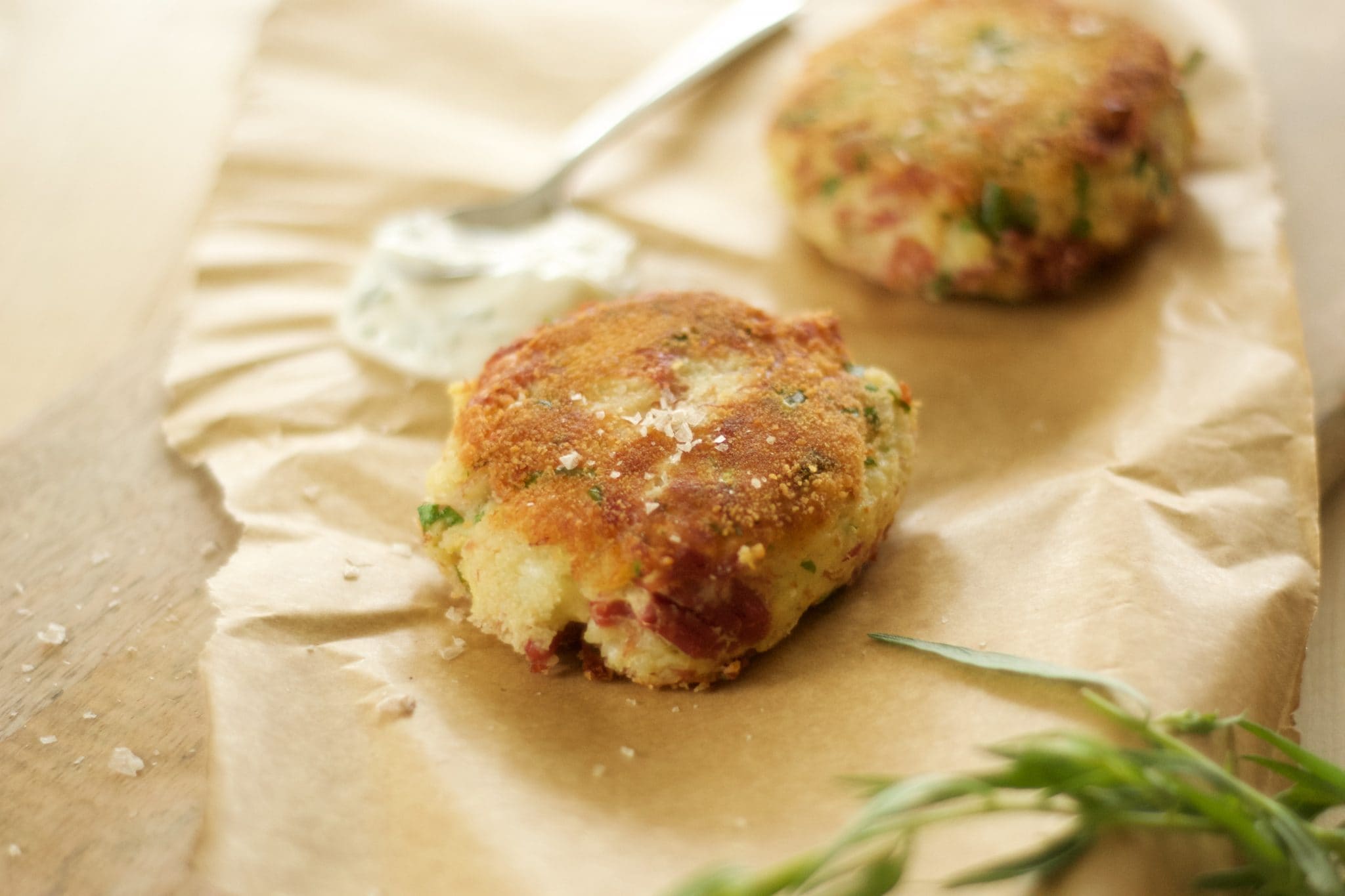 Savoury ham hock cakes - Fog and Feast